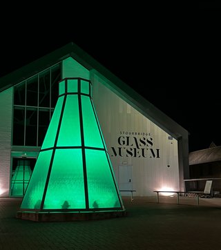 Brierley Hill Shines Green for Samaritans’ Longest Night Appeal ...